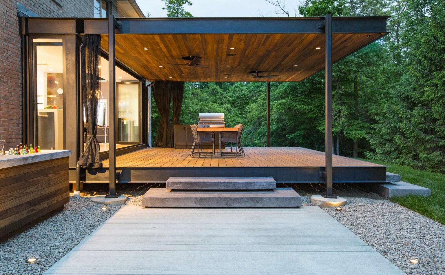 Modern Flat Roof Patio Designs and Tips for Homeowners