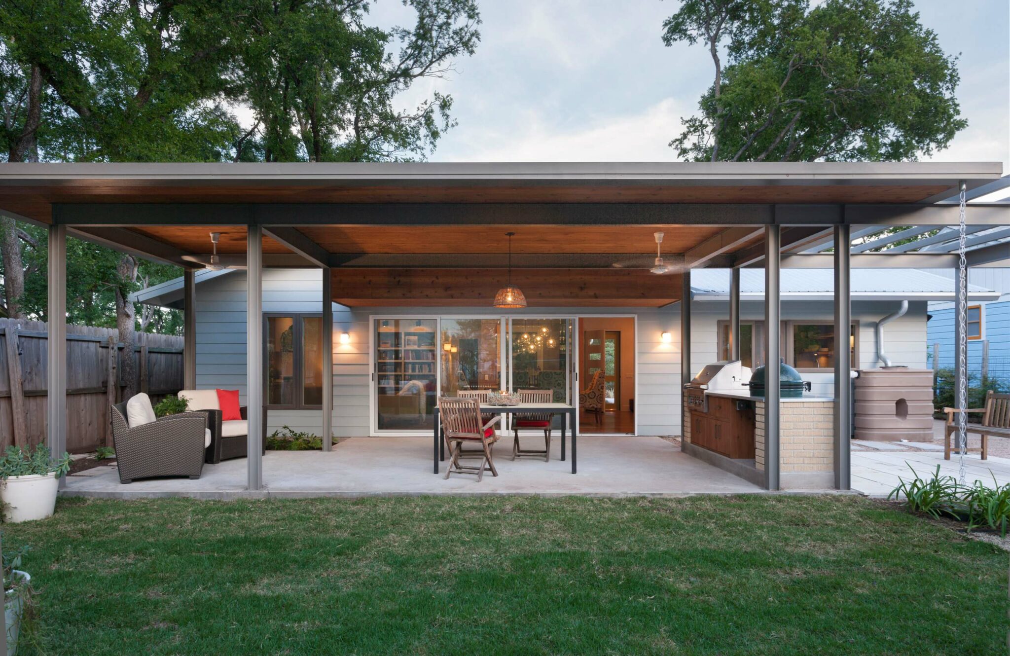 Modern Flat Roof Patio Designs and Tips for Homeowners